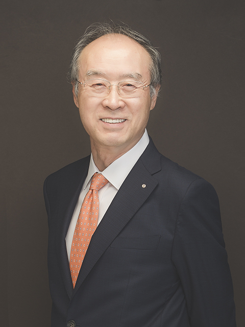 KIM CHANG LEE