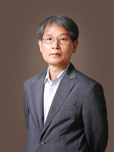 KIM CHANG LEE