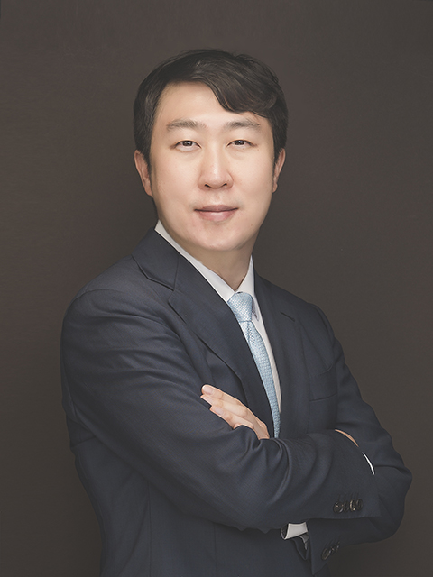 KIM CHANG LEE