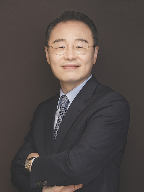 KIM CHANG LEE